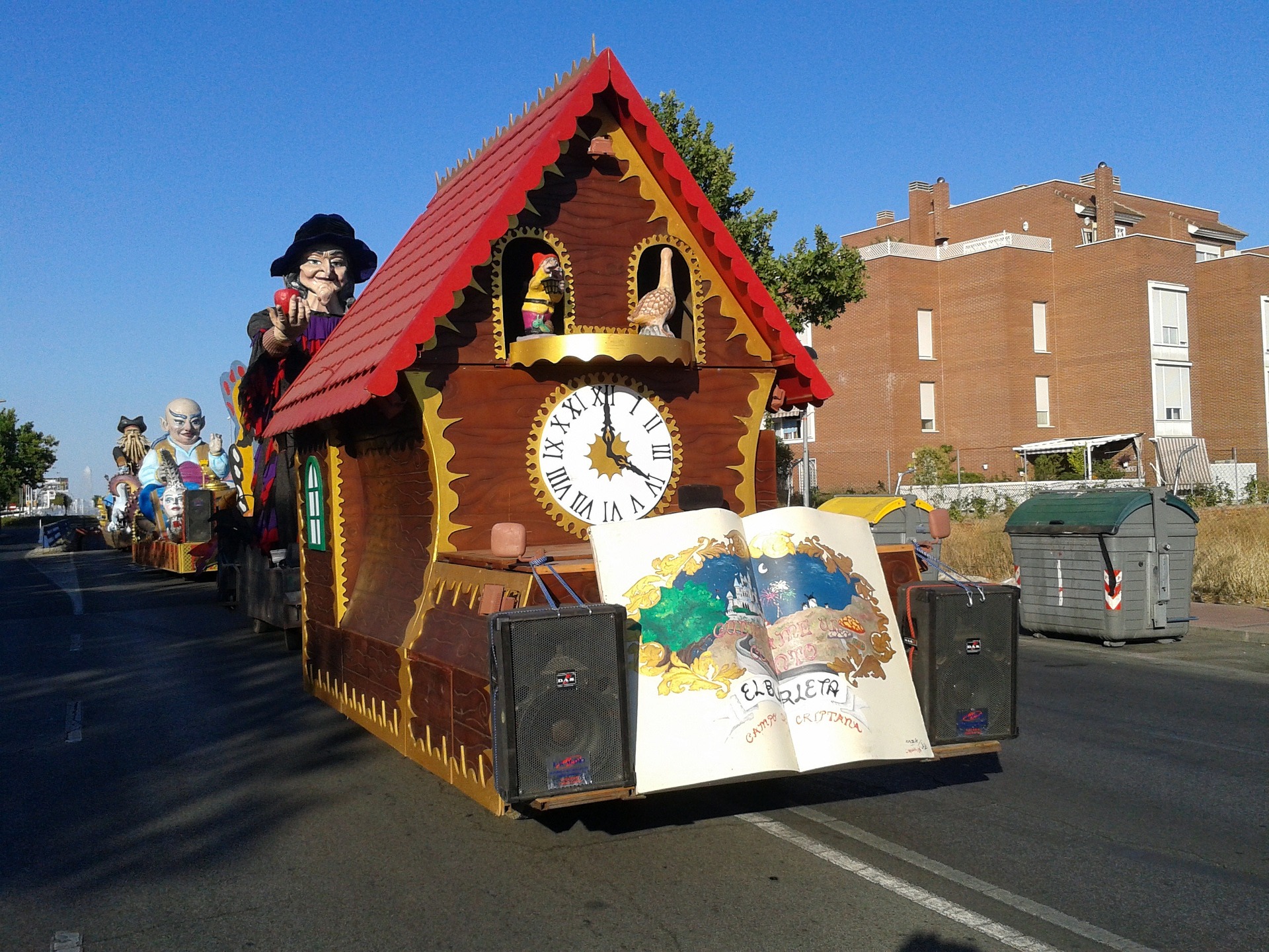 Build a Float - Astro Parade Float Materials