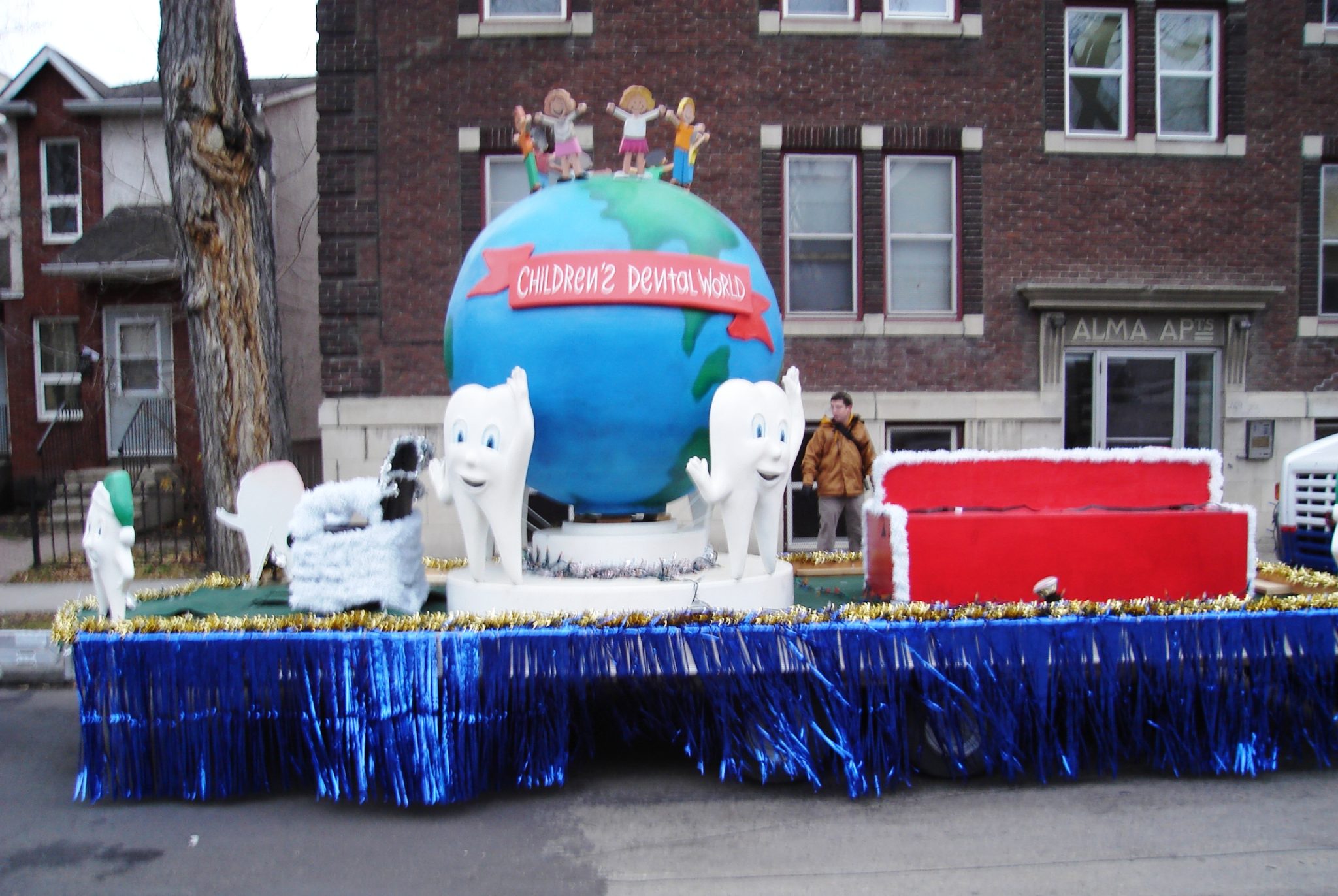 Inspiration - a Portfolio of Parades - Astro Parade Float Materials